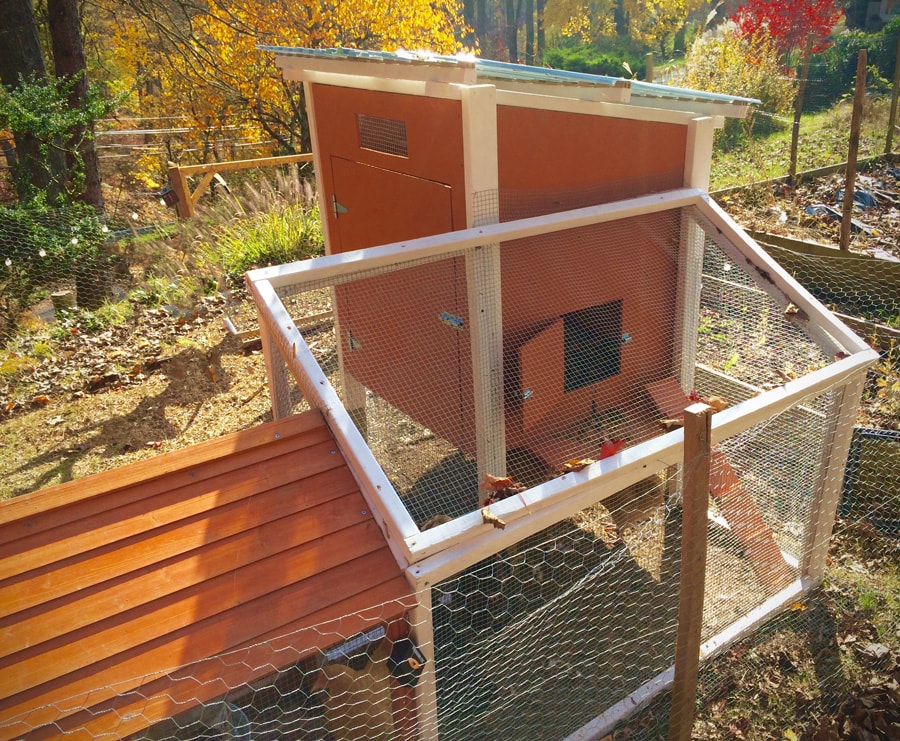 Chicken Coop Tour No. 14: Fifteen (Anything But) Basic Chicken Coops ...